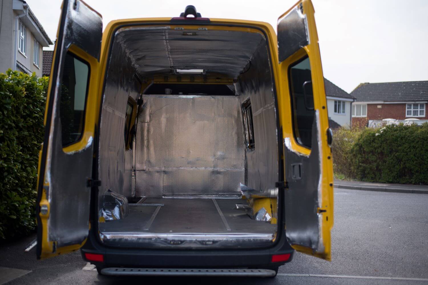 Insulating a van: the best way to insulate your camper - nohma.com 🚐