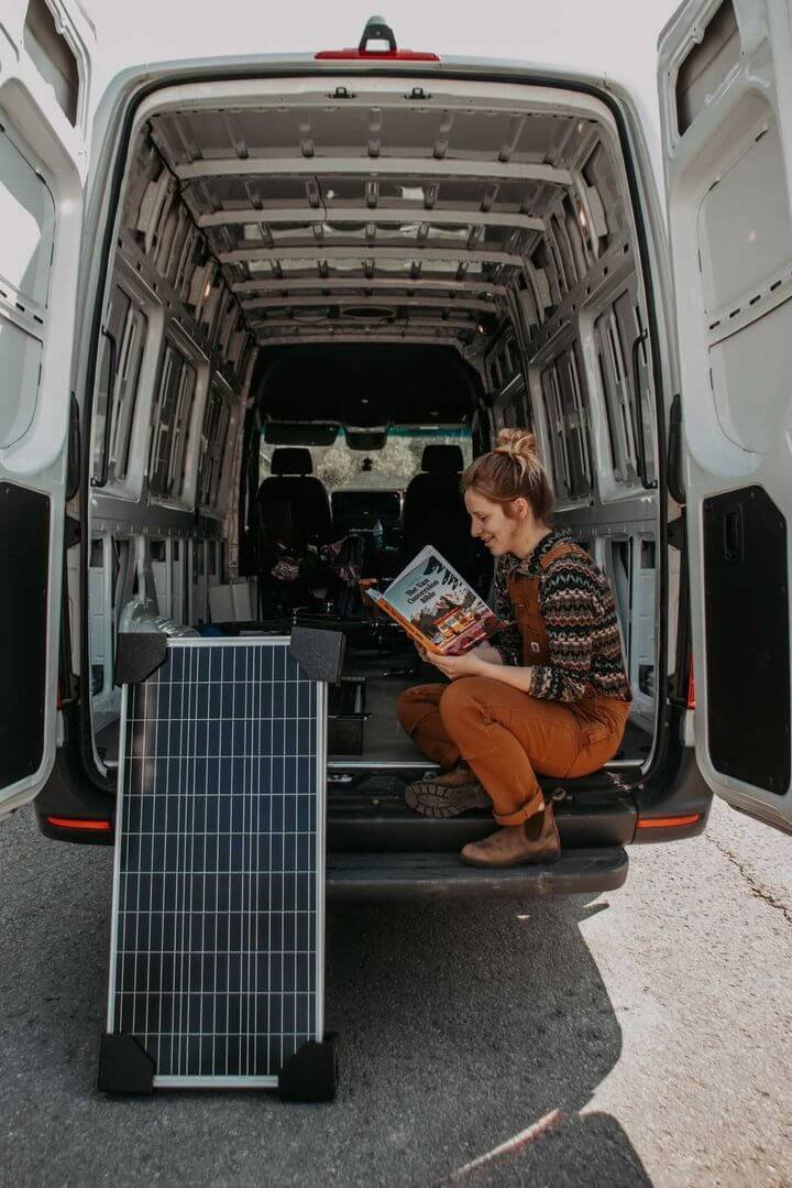 The Van Conversion Bible wins Writer's Digest Self-Published Book Award