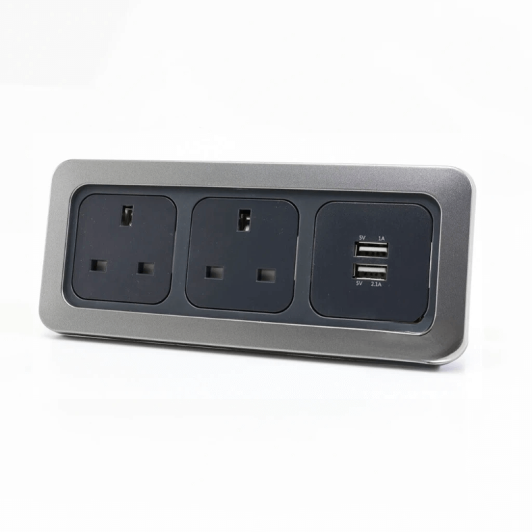C-Line Triple Socket (Gunmetal) - 7 socket options - nohma.com ⚡