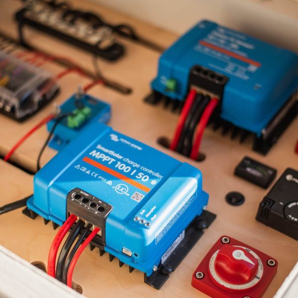 Victron MPPT 100/50 - SmartSolar Charge Controller