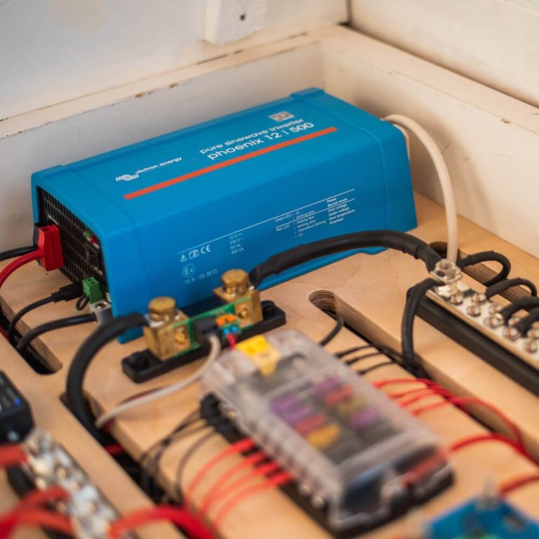 Victron 500VA Inverter 12V - Pure Sine Wave Phoenix Inverter VE.Direct